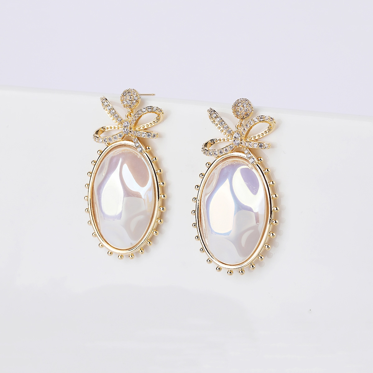 Luxury Gold Plated Dangle Earrings with Beautiful Craftmanship